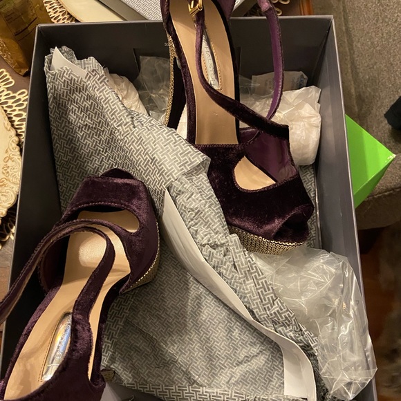 H by Halston | Shoes | H By Halston Velvet Platform Heels | Poshmark